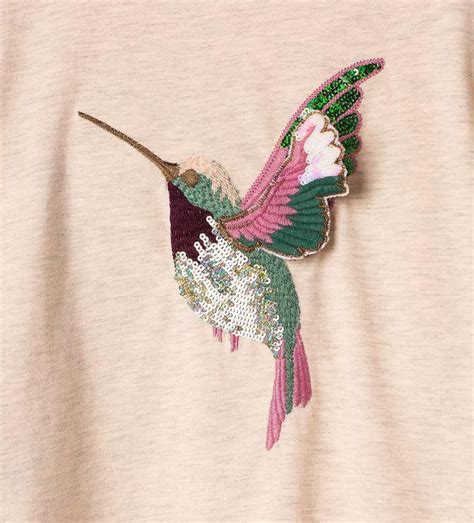 Pin By Amita Choudhary On Quick Saves Birds Embroidery Designs Hand