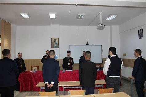 LA SEMINARUL TEOLOGIC SF IOAN GURĂ DE AUR DIN TÂRGOVIȘTE A AVUT LOC