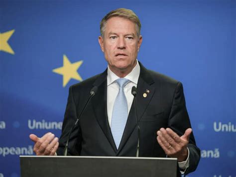 Klaus Iohannis a semnat decretul Acești români primesc o pensie