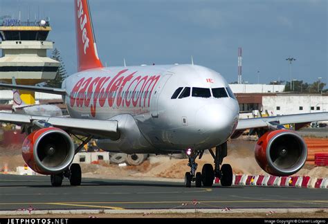G EZIE Airbus A319 111 EasyJet Daniel Ludgero JetPhotos