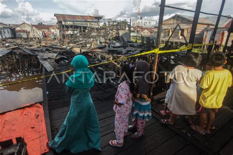 KEBAKARAN RUMAH DI PERMUKIMAN PADAT PENDUDUK ANTARA Foto