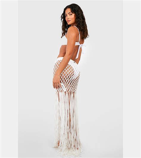 Buy Boohoo Crochet Tassel Maxi Beach Skirt In Cream 6thstreet Bahrain
