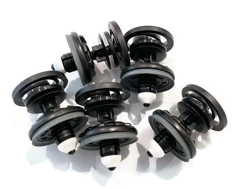 Spinka Klips Mocowania Tapicerki Drzwi VW AUDI SEAT SKODA Zestaw 5