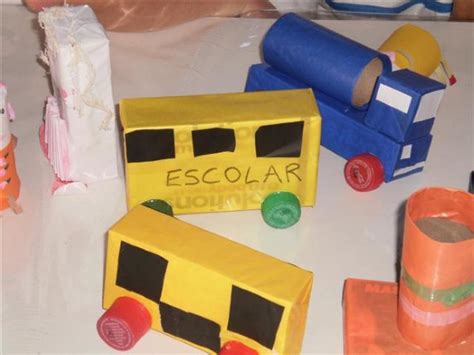 Como Fazer Um Carro De Material Reciclável Vários Materiais