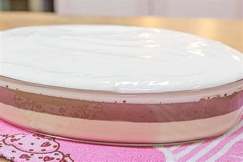 Sobremesa gelada deliciosa 3 cremes incríveis fáceis de preparar