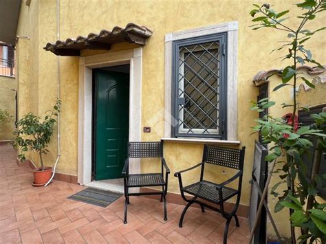 Vendita Appartamento Capena Trilocale In Via Monticelli Buono Stato