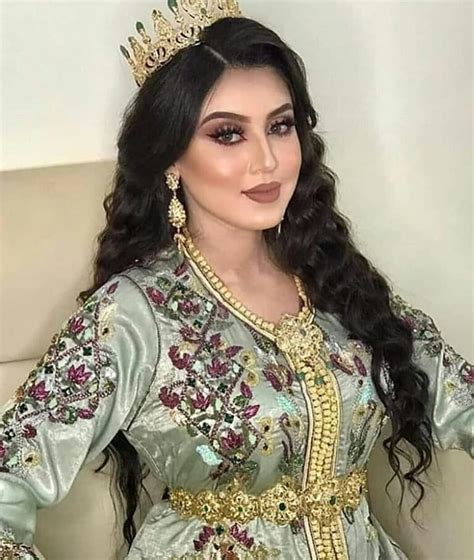 Caftan Marocain 2022 Et Takchita Pour Mariage Caftan Chic