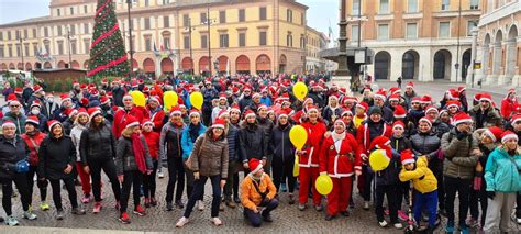 La Camminata Dei Babbi Natale Di Santo Stefano