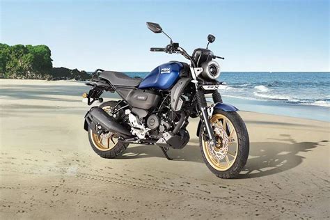 Yamaha FZ X Chrome On Road Price RTO Insurance Features Colours