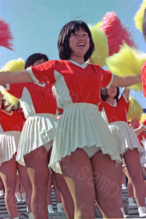 セクシーアクション 昭和編02 春の甲子園チア1980 SA80s02 白アンスコ アダルト動画画像のコンテンツマーケット