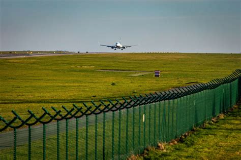 Zakaz lądowania w Polsce samolotów z siedmiu krajów Afryki przedłużony