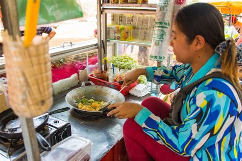 Read Our Guide To The 15 Best Street Food Stalls Carts And Trucks In
