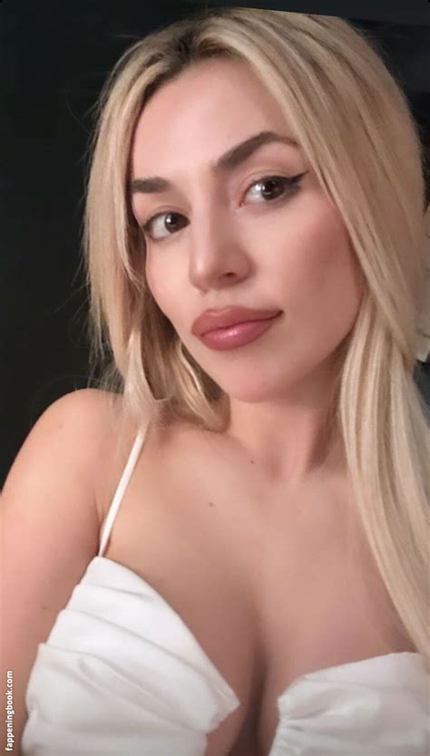Ava Max Plharleyquinn Nude Onlyfans Leaks The Fappening Photo