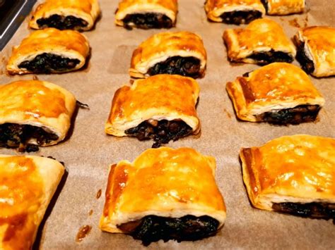 Przepis Paszteciki Z Ciasta Francuskiego Z Pieczarkami Przepis