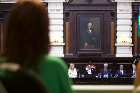 ASUNCIÓN DE AXEL KICILLOF La Patria no se vende Partido Comunista