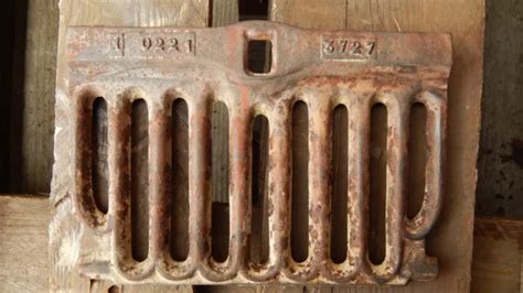 GRILLE DEVANT POUR poêle à bois Godin ovale grand ou petit Modèles 3727