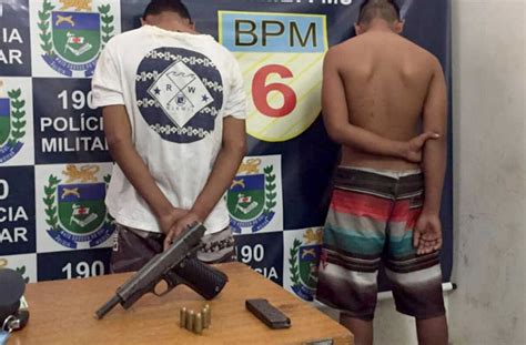 Pm Fecha O Cerco Prende Dupla Armada E Recupera Moto Roubada Capital