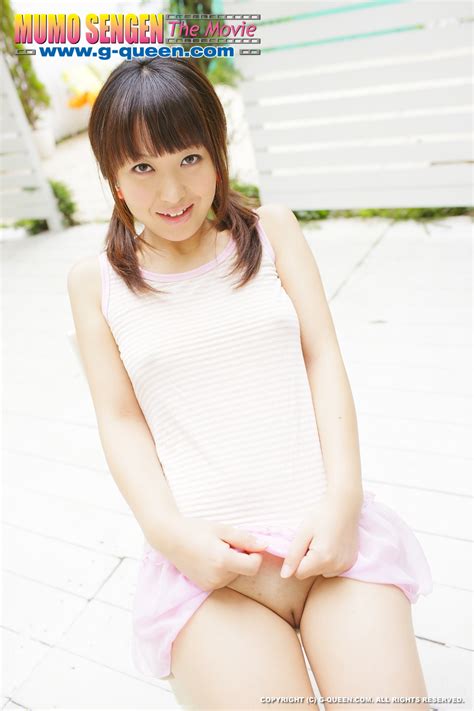 Kasumi Suzuya 鈴谷香澄 G Queen MumoSengen パイパン無毛宣言 Shaved Pussy Photo