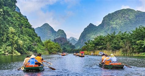 Depuis Hanoi Ninh Binh Hoa Lu Trang An Grotte De Mua Excursion D