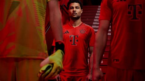 Adidas And Fc Bayern M Nchen Unveil Triple Red Home Kit