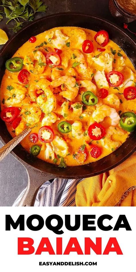 Moqueca Baiana é uma caldeirada mista de peixe camarão picante e de