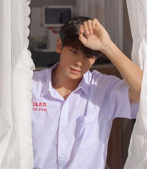 Trở lại với tạo hình cool ngầu trai đẹp Thái Vũ khiến fan mê mẩn