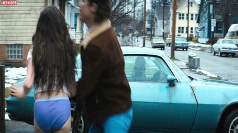 Bel Powley Nude Pics Pagina 1