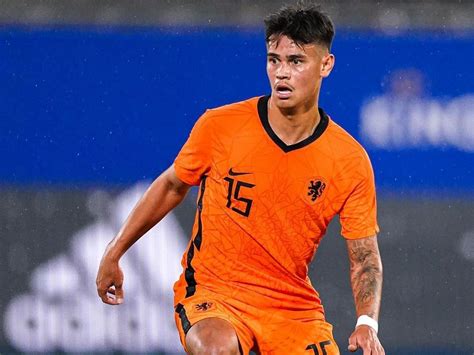 Hampir Bela Timnas Indonesia Mees Hilgers Menggila Di Belanda Genpi Co