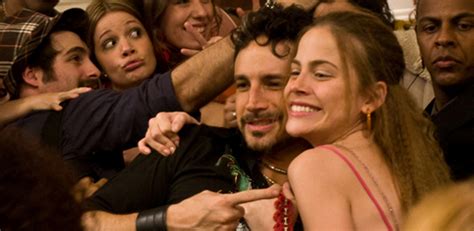 Fam Lia Vende Tudo A F Cinema