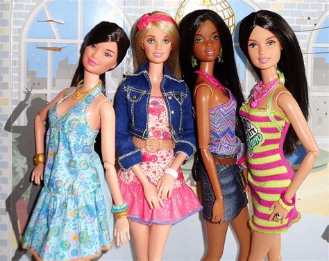 Pin By Peony Cupcake On Barbie Dolls Kira Face Mould Barbie Girl