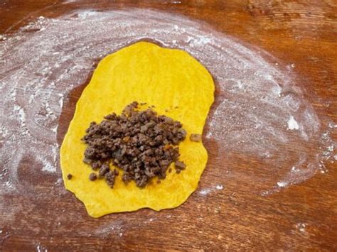 Spicy Jamaican Beef Patties Itaira Eats