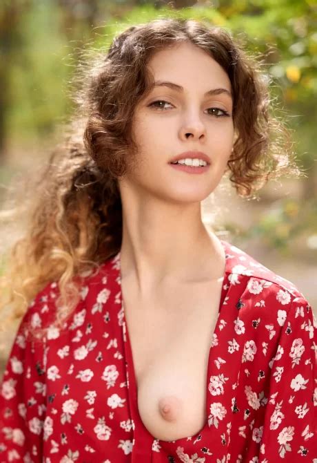 Met Art Model Lisa Bon Nude Erotic Metart