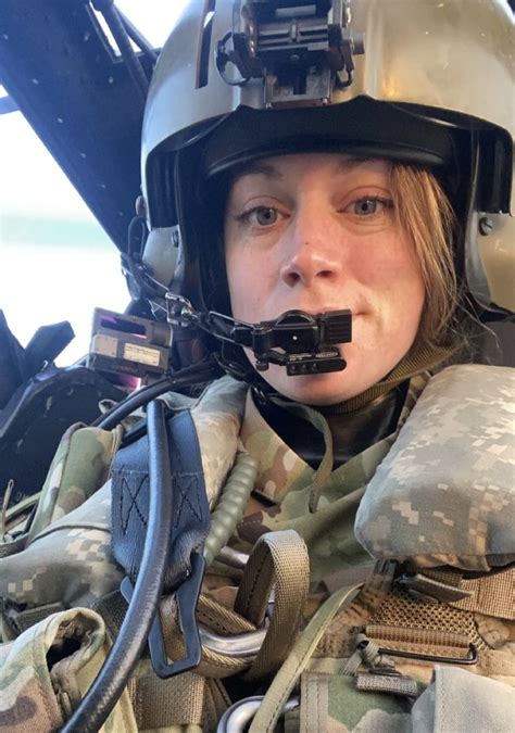 Sky S The Limit Army Women Army Pics Female Pilot