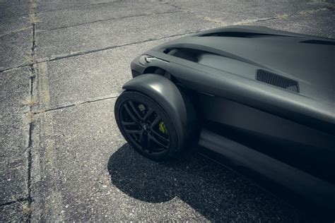 Licht Lichter Donkervoort F22 The Bare Naked Experience