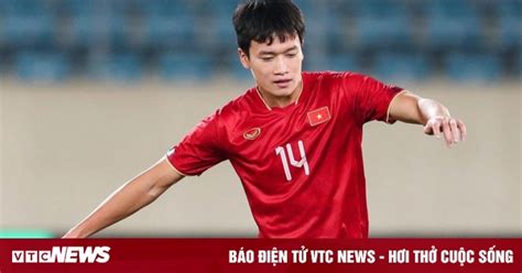 Hoàng Đức mất suất chính ở tuyển Việt Nam HLV Troussier cao tay hay
