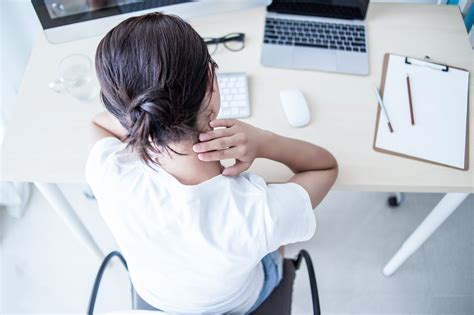 Cervicalgia Causas síntomas y tratamiento Fisiocrem