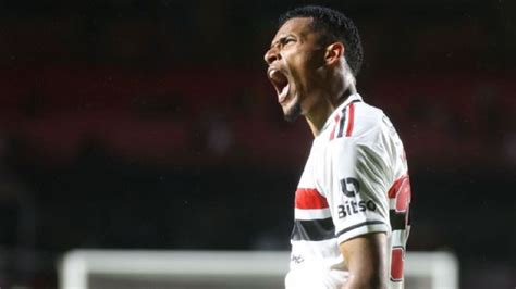 SPNet Marcos Paulo abre o jogo sobre Ceni diz como foi papo após