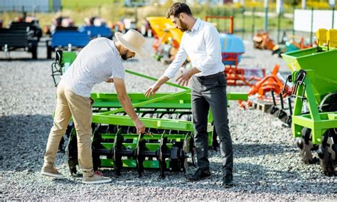 Cómo transportar maquinaria agrícola de forma segura Logisber
