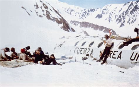 Las Impactantes Fotograf As Del Accidente De Los Andes Una Historia De