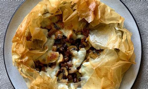 La Tarte Croustillante à La Mozzarella Et Aux Champignons De Cyril