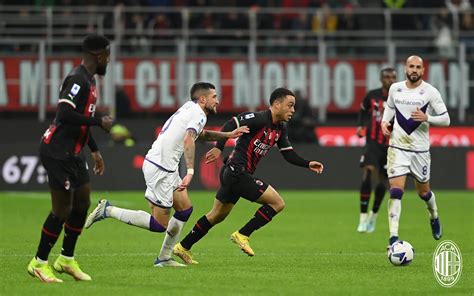 Le Pagelle Di Milan Fiorentina 2 1 A Tutto Vranckx Milano Rossonera