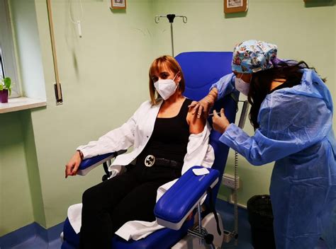 Piano Vaccinale Asl Bari Nessuna Anomalia Nelle Somministrazioni Dei