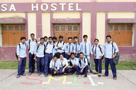 Arpon Roy S Review On SMIT Saroj Mohan Institute Of Technology GetMyUni