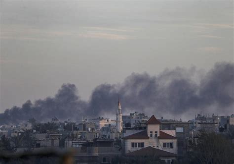 Hamás anuncia la muerte de siete rehenes en Gaza por bombardeos de Israel