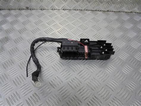 SKRZYNKA BEZPIECZNIKÓW MERCEDES W211 2 2 CDI 2115452301 za 45 zł z