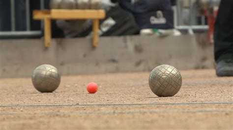 Vente de boules lyonnaises La Boule d Or JBL Pétanque