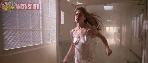 Nackte Linda Hamilton In Terminator 2