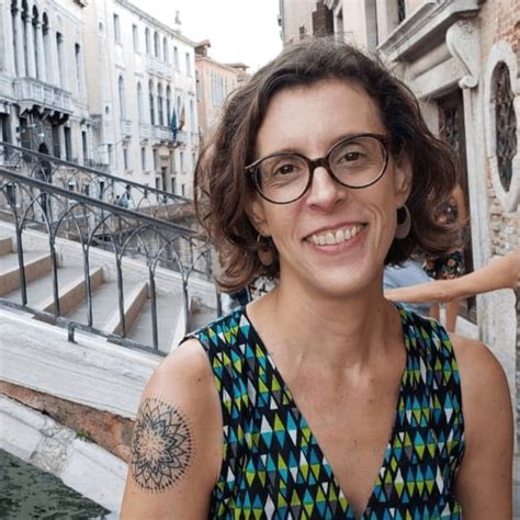 Clarissa Metzger Editora Discurso