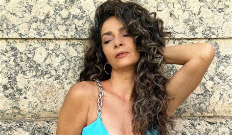 Claudia Ohana Aborda Intimidade Aos 60 Anos Sou Muito A Favor De