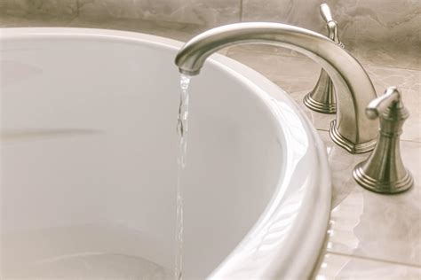 How To Replace A Bathtub Faucet